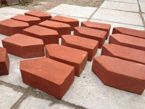 Warnham Red Squint Angle Cant Special 135 / 45 degree Bricks ...