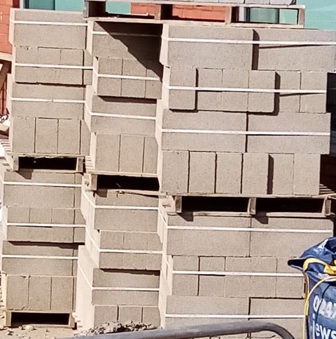 Six pallets of 140mm 7n blocks | Enviromate