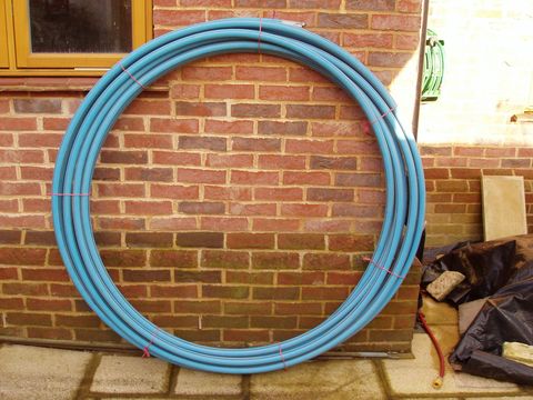 Protecta-line mains water supply pipe 32mm OD 25mm ID 34m length ...