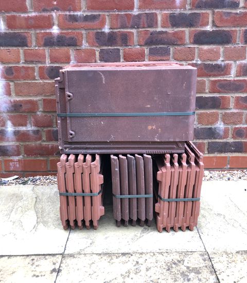 30 x Planum Clay Interlocking Low Pitch Roof Tiles Rustic Red | Enviromate